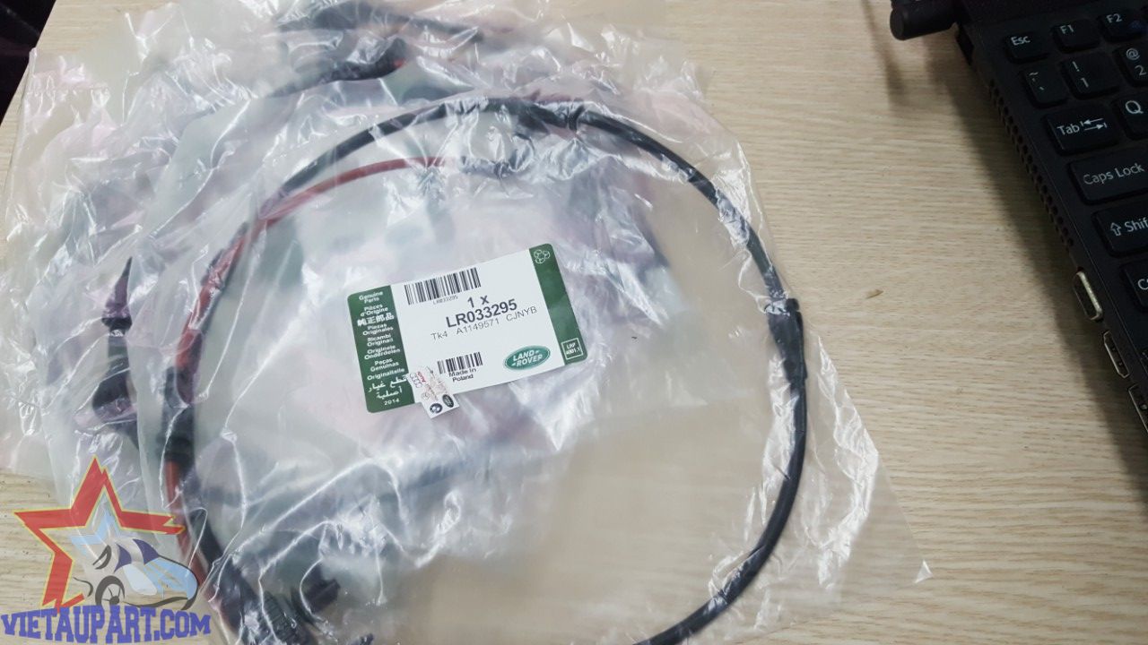 LR037568_LR110605 - Cảm biến báo nước rửa kính Rover